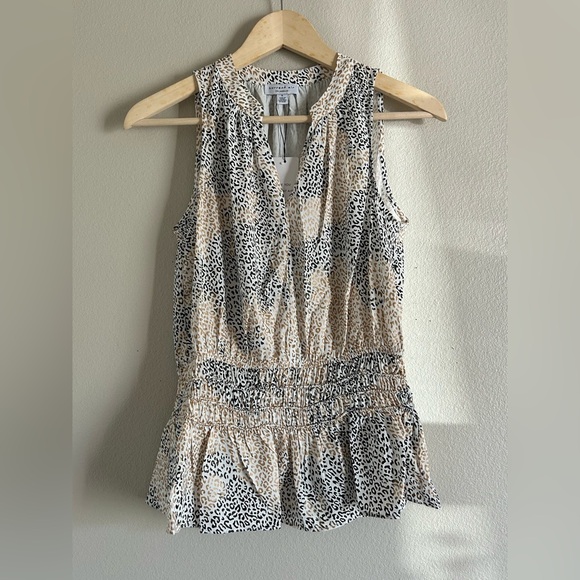 Current Air | Tops | Nwt Anthropologie Current Air Top Cheetah Print ...